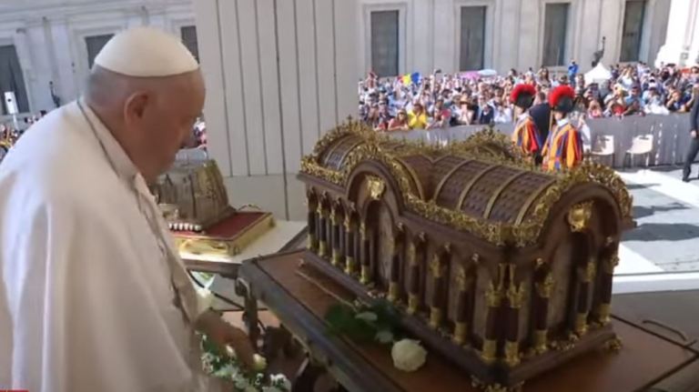 La pasión por la evangelización: santa Teresa del Niño Jesús (Papa ...